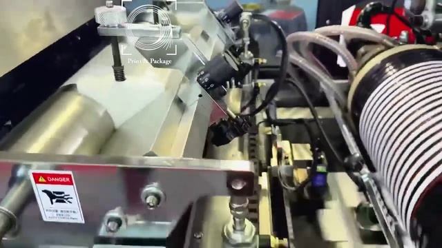 Оборудование для вклейки окошек в коробки ZKT-890A