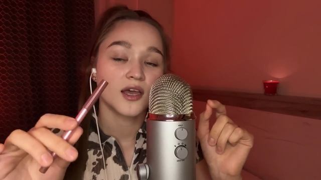 АСМР ЭФФЕКТ НАУШНИКОВ (болталка + неразборчивый шепот)