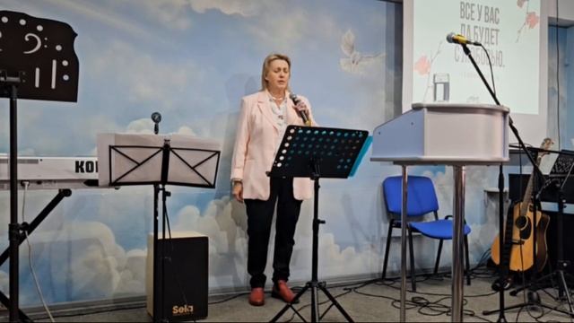 Надежда Швец с песней "Разожги во мне огонь" в церкви Единство 15.06.2025