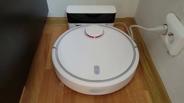 Ювелирная парковка робота пылесоса Xiaomy.
