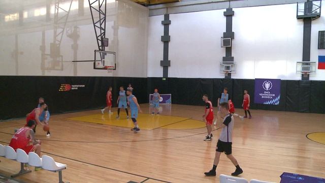 Баскетбол ЛЧБ-ТВ 2025-06-07_третья_площадка_первая_игра