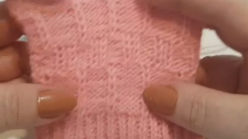 Рельефный узор на носочки