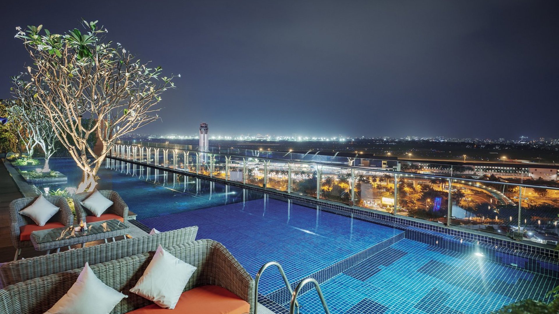 Отель Ibis Saigon Airport 4* Хошимин Вьетнам