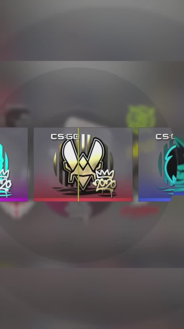 Ммм, золотая наклеечка