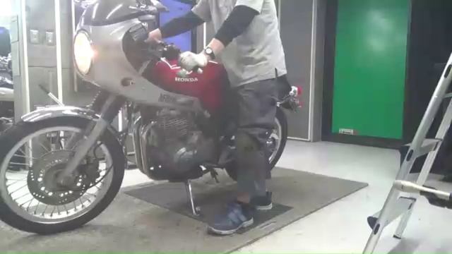 Мотоцикл дорожный Honda GB400TT MK2 рама NC20 в стиле "кафе-рейсер" классика гв 1987 пробег 29 т.км