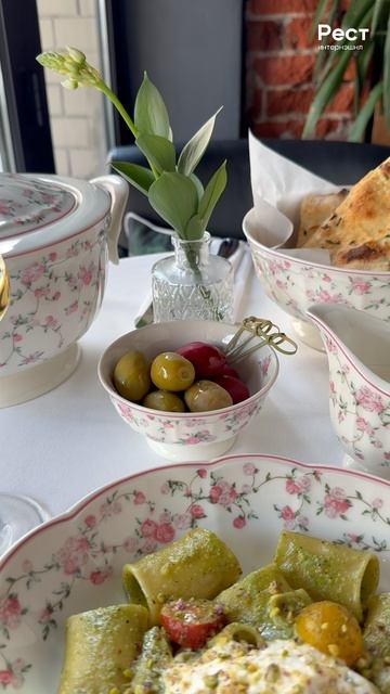 Retro Ritz - La Vie En Rose Noble #12 | Портфолио коллекции