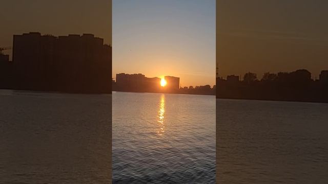 Красивый закат Солнца