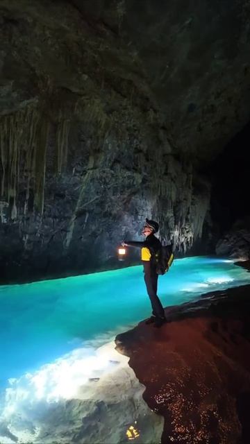 Шилун, Китай: Затерянное Подземное Царство Азии 🌊 Сталактиты, Реки, Тайны