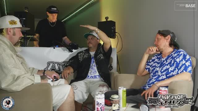 CONTAINER RADIO Live Stream - HIP-HOP INFO #3. ПИТЕР STYLE:  - Bad Balance