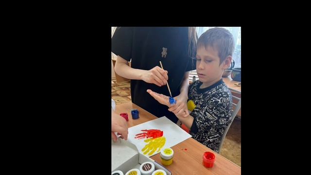 17 июня в нашем центре было весело, ярко и немного… мокро от красок!