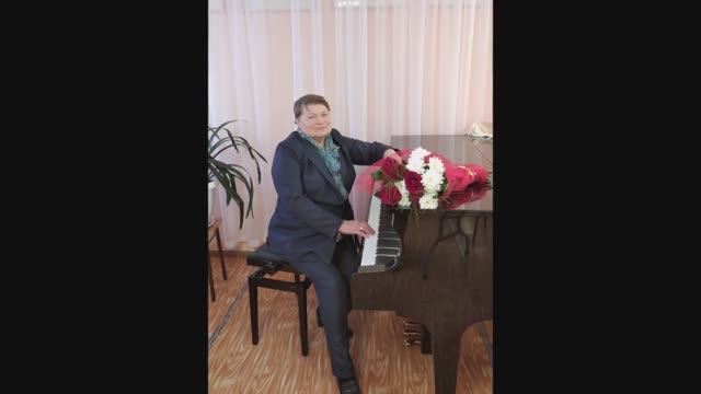 Юбилейный вечер преподавателя Евстратовой Татьяны Павловны -75 лет