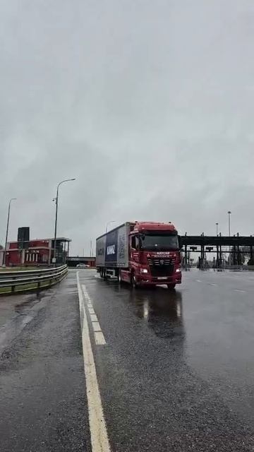 Сергей Когогин отправился на ПМЭФ-2025 на беспилотном грузовике нового поколения МАЯК-2