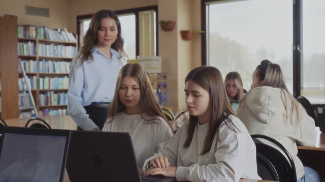 Педагоги КГУ воспитывают будущие поколения для сильной страны