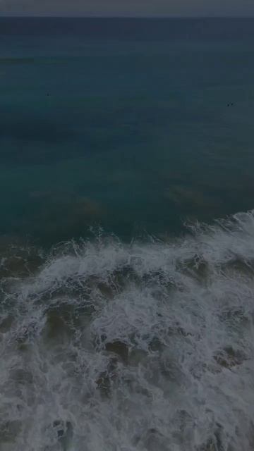 Танцы балийских волн