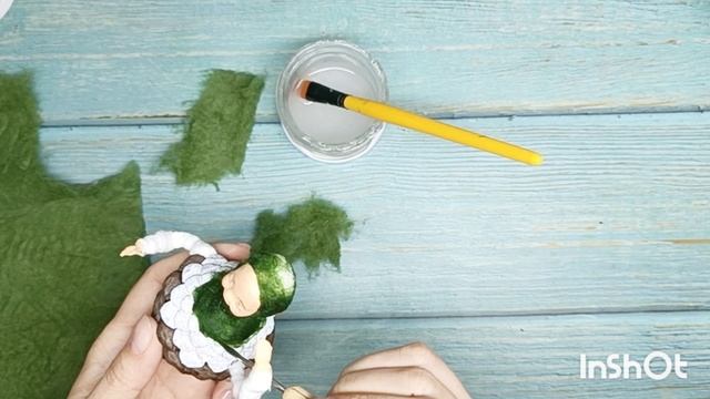 Лесовичок, ватная игрушка из шишки. Голова и ручки мальчика