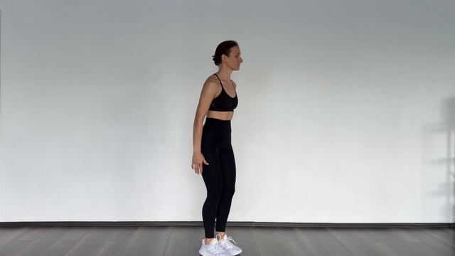 Упражнение "Выпады назад"