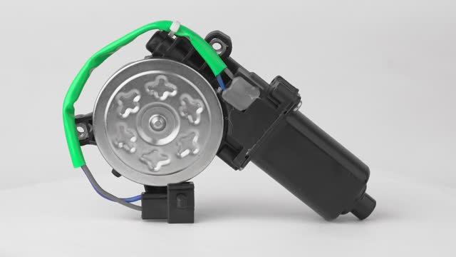 Моторедуктор стеклоподъемника левый "под крест" для Daewoo Lanos Daewoo Nubira. Обзор