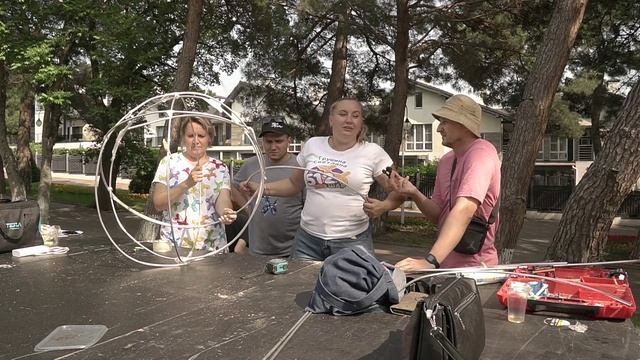 Первый день. Подготовка к 13 Международному фестивалю аэродизайна Море шаров 2025