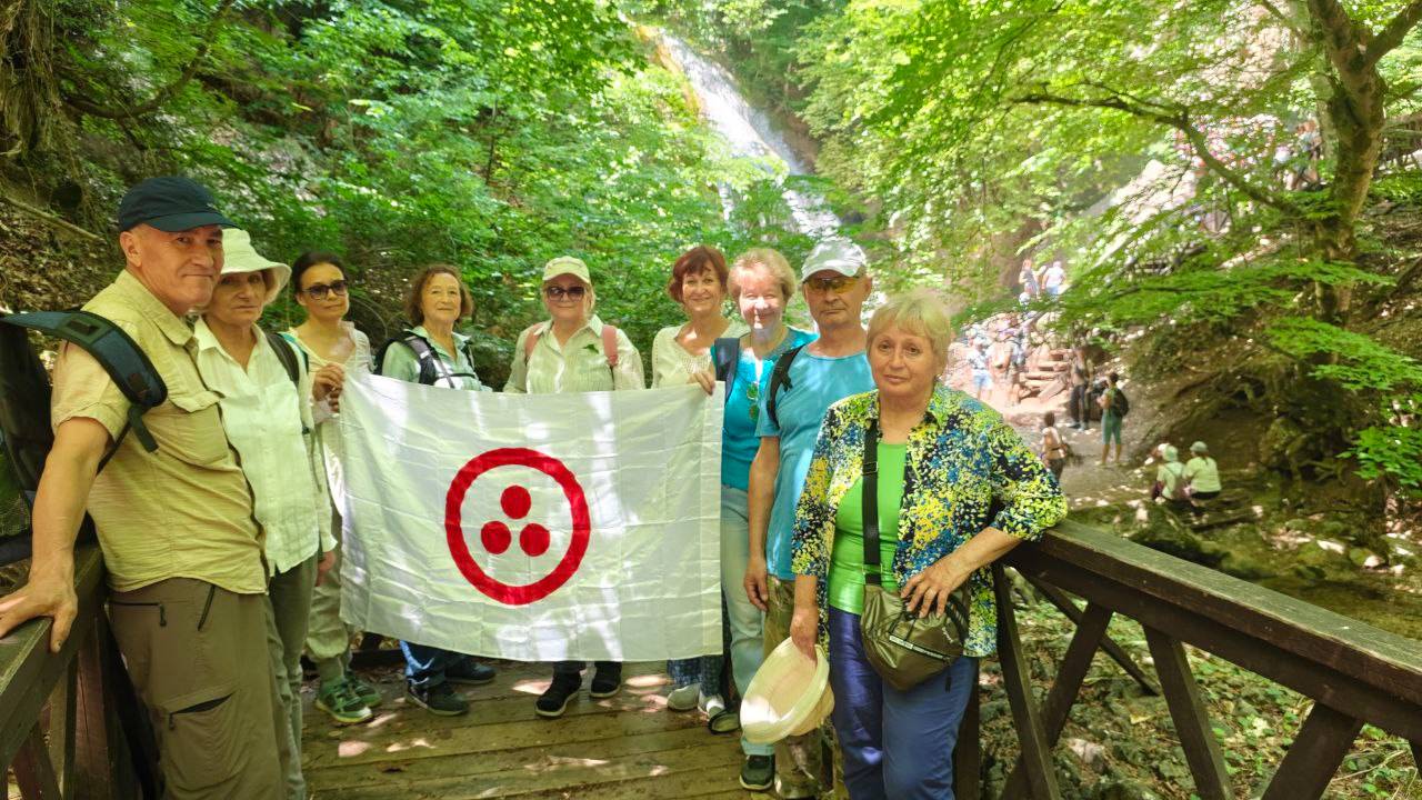 Поход на водопад Джур-Джур