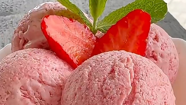 Клубнично-банановое МОРОЖЕНОЕ...🍧😋