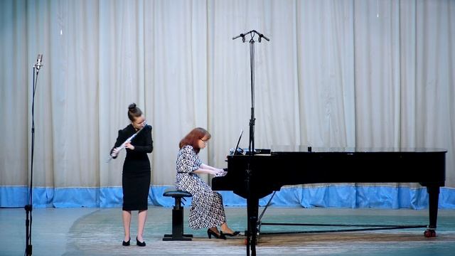 Вольфганг Амадей Моцарт - Концерт для флейты с оркестром №2 Ре мажор, 1 часть