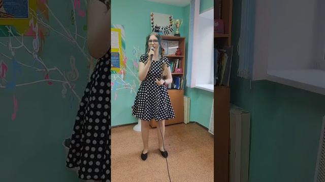 12.  Красноухова Марина - "Красно солнышко"