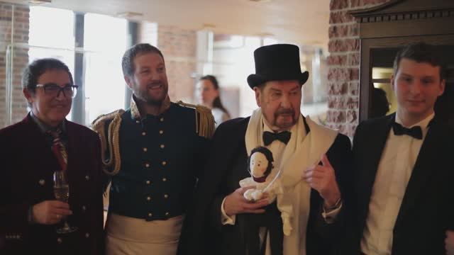 ФРАНЦУЗСКИЙ ЮБИЛЕЙ С ДИБРОВЫМ