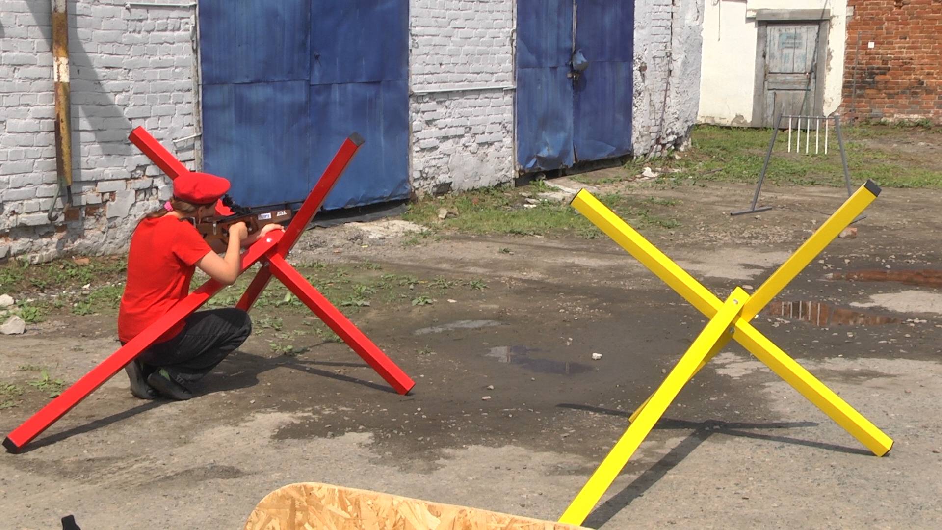 В Шадринске прошли учебно-тренировочные сборы по стрельбе из пневматической винтовки (2025-06-20)