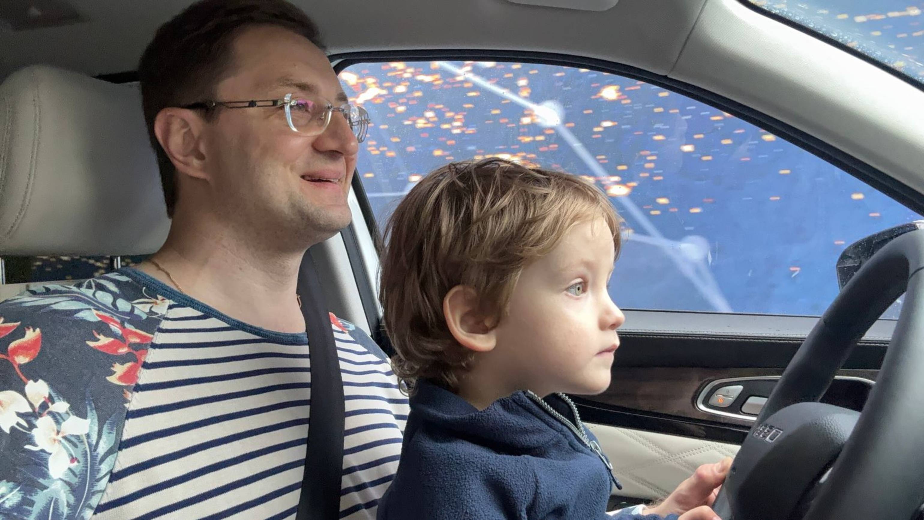 День Рождения мамы в ресторане "Урюк" в ТЦ "Ривьера" и отправка детей на летний отдых в Бекасово