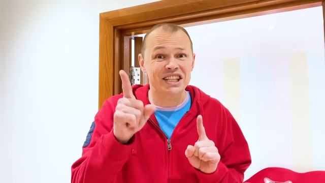 Miss Katy|Мисс Кэти Катя распаковала новую кровать в виде кошечки