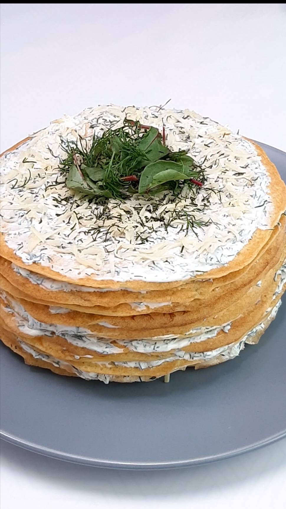 Блинный торт из кабачковых блинов на кефире. Просто и вкусно!