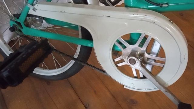 Велосипеды Кама конца 90-х. Два брата близнеца чуть разные с лица.