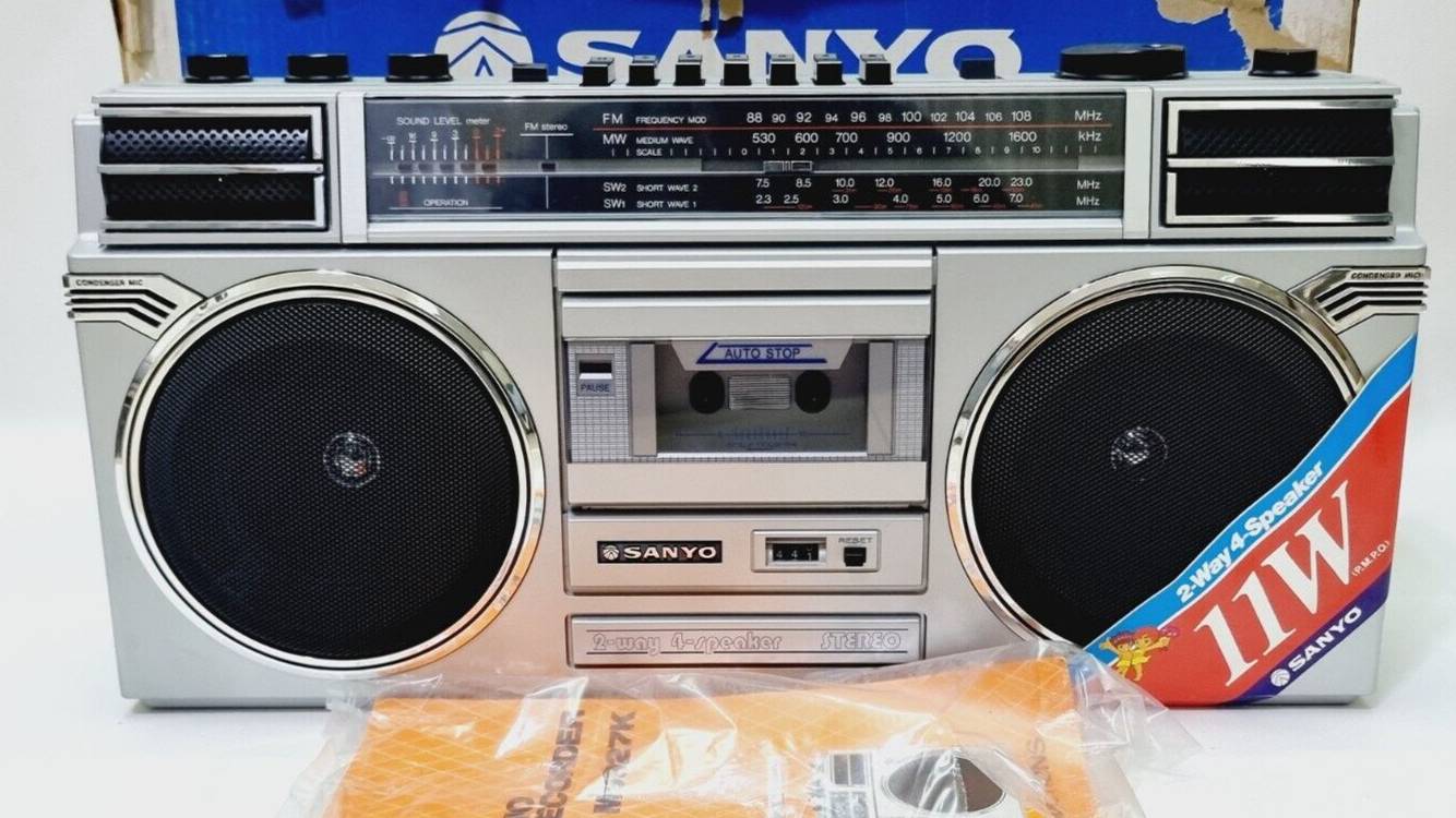 Винтажный бумбокс Sanyo M-9927K -РЕДКИЙ-Япония-1980-1982-год