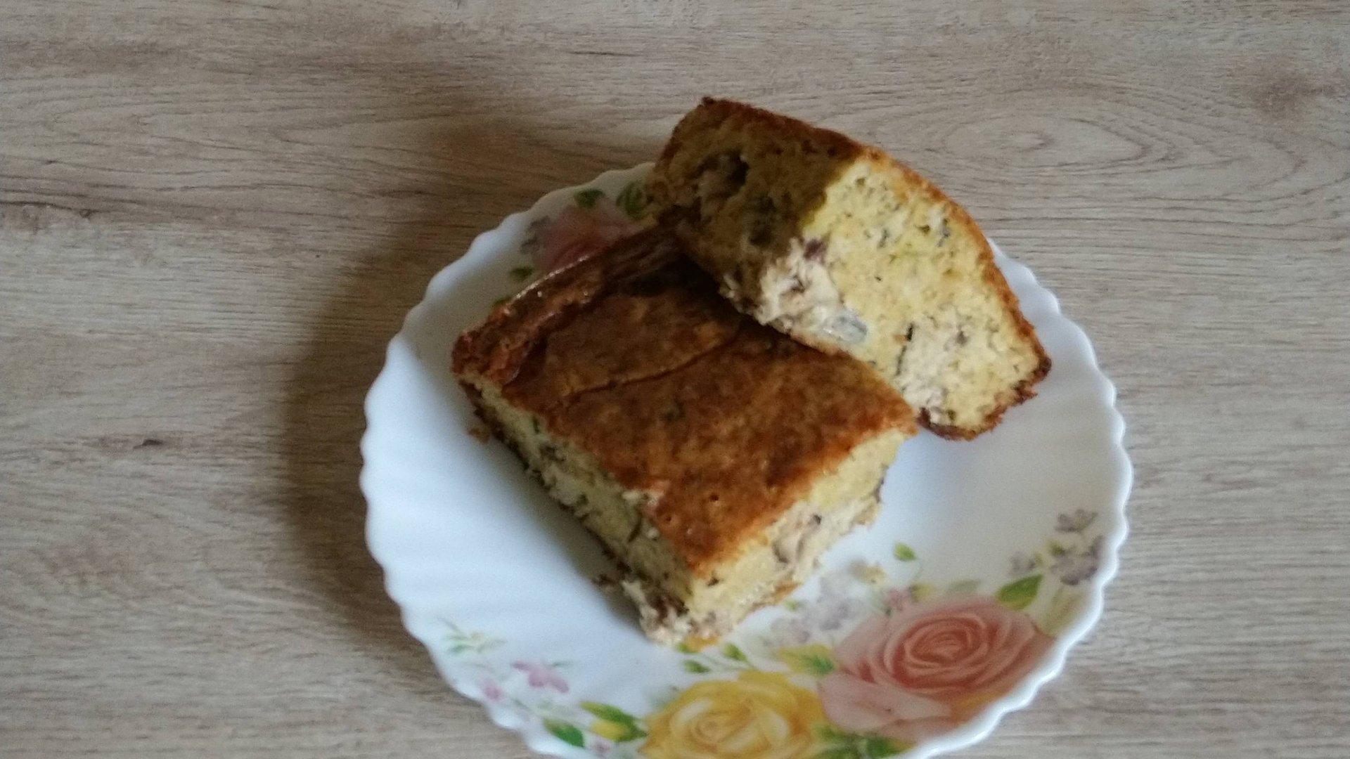 Заливной пирог с рыбой на скорую руку. Без пшеничной и цельнозерновой муки.