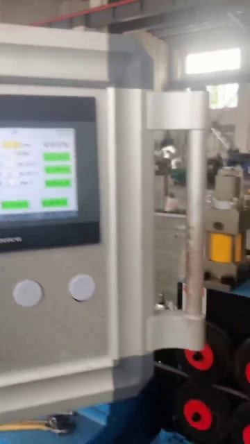 Бесцентрово-токарная линия калибровки мотка