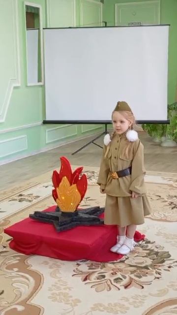 7.	Смолонская Виктория - "Героям Победы - спасибо"