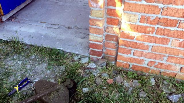 STIHL FS-250 и его уникальная косильная "головка"!)