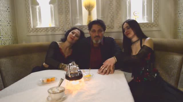 Популярная песня - Кто просил тебя прийти? Эстрадные песни, эстрада. Популярный певец Сергей Тарасов