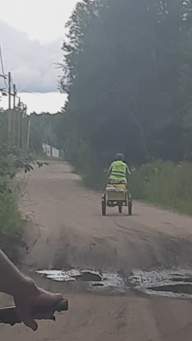 Драндулет мчится ©20230730