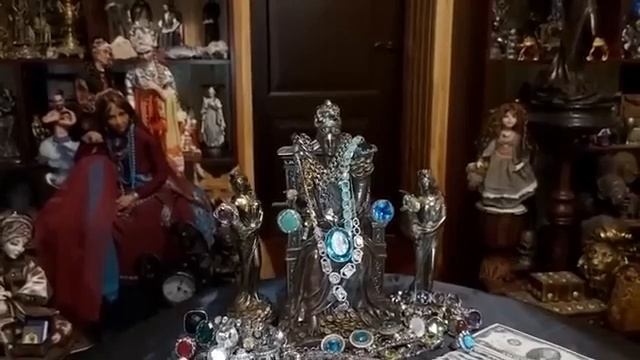 СИЛА ЦАРСТВЕННОЙ ФОРТУНЫ... сильно