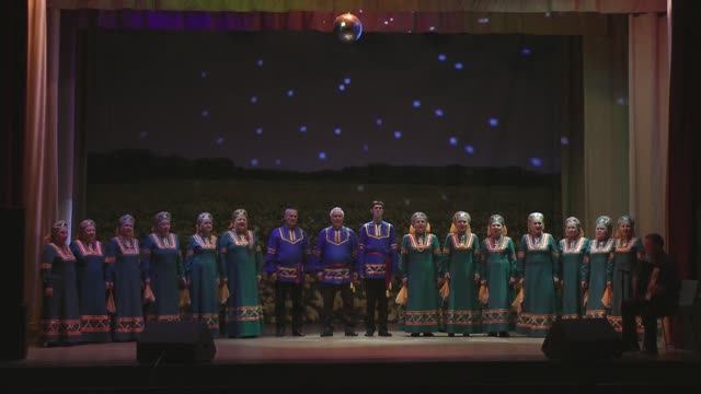 Концерт Народного хора русской песни "Волжские зори"