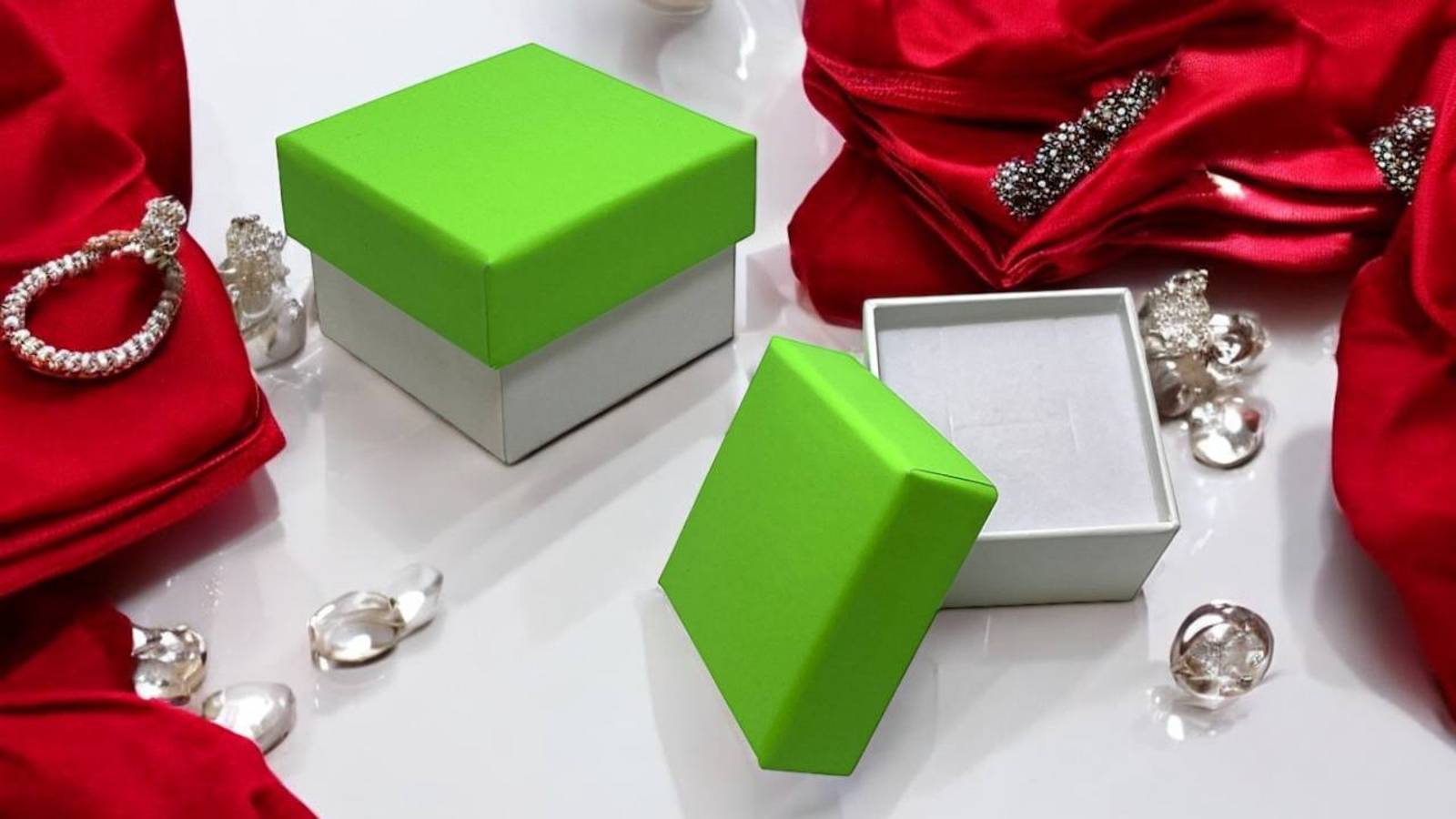 Упаковка крышка дно 5.0 х 5.0 х 3.4 Зеленая