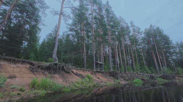 Сплав по реке  Песь - 4 км  , подхожу к стоянке  .