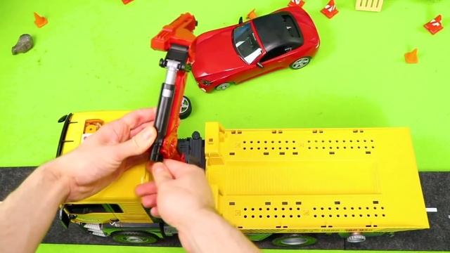 Экскаватор, трактор, пожарная машина, мусоровозы и полицейские машины игрушечные машинки