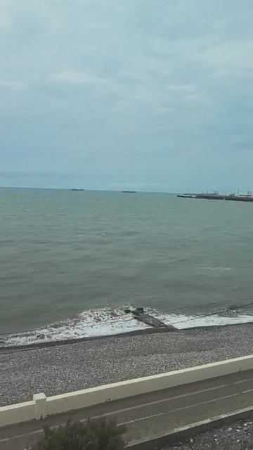 Проезжаем море