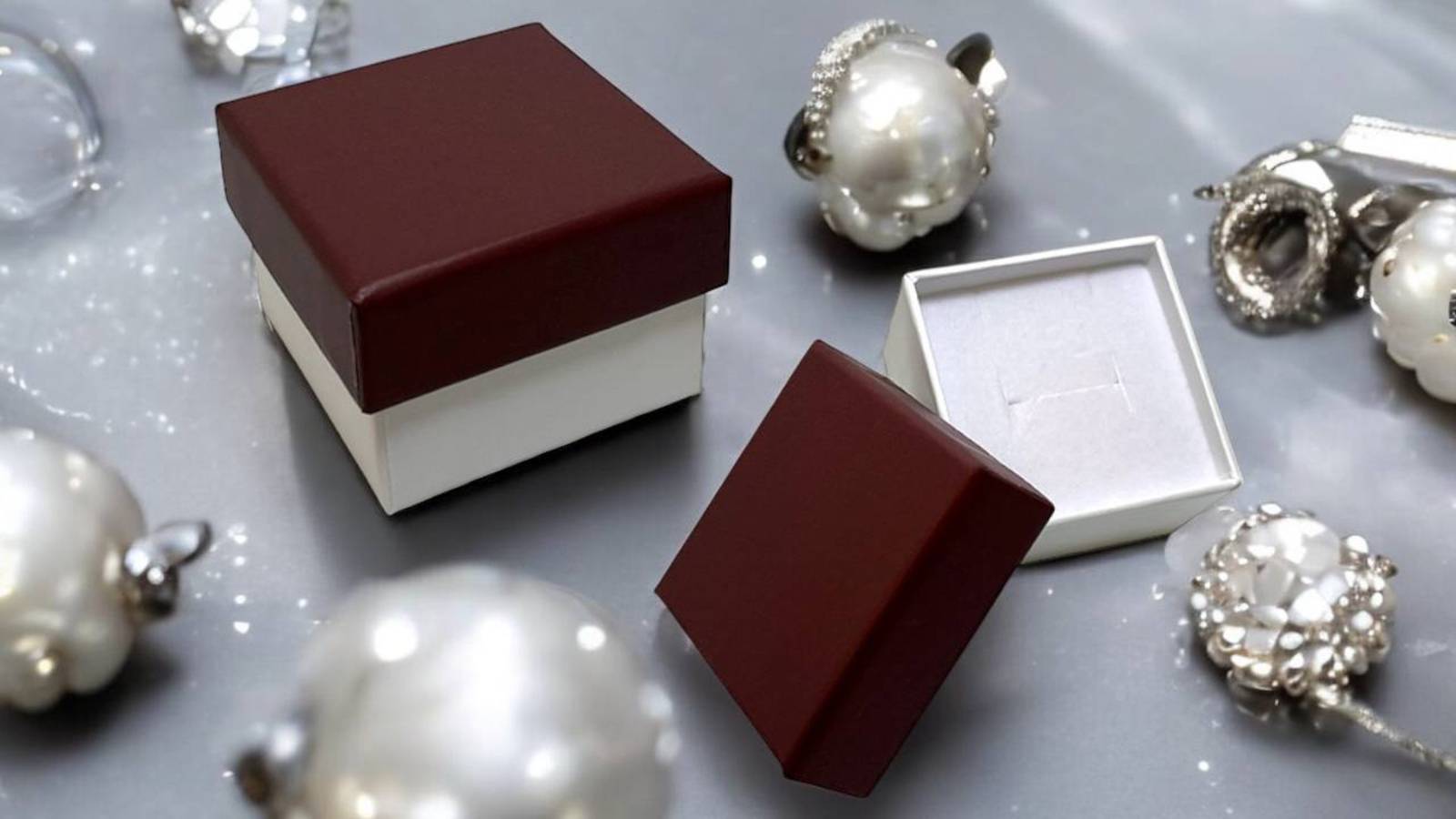 Упаковка крышка дно 5.0 х 5.0 х 3.4 Бордовая