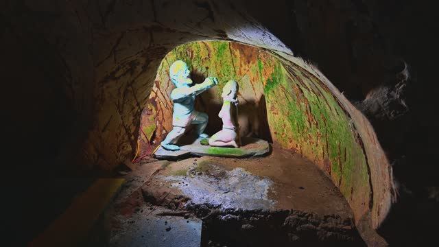 Huyen Khong Cave, Da Nang, Vietnam