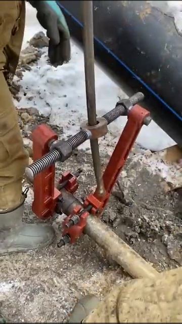 Ключи механические со скруткой для раскручивания затянутых резьб буровых штанг ГНБ