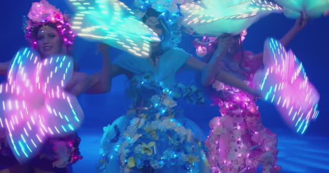 Шоу номер "Цветы"