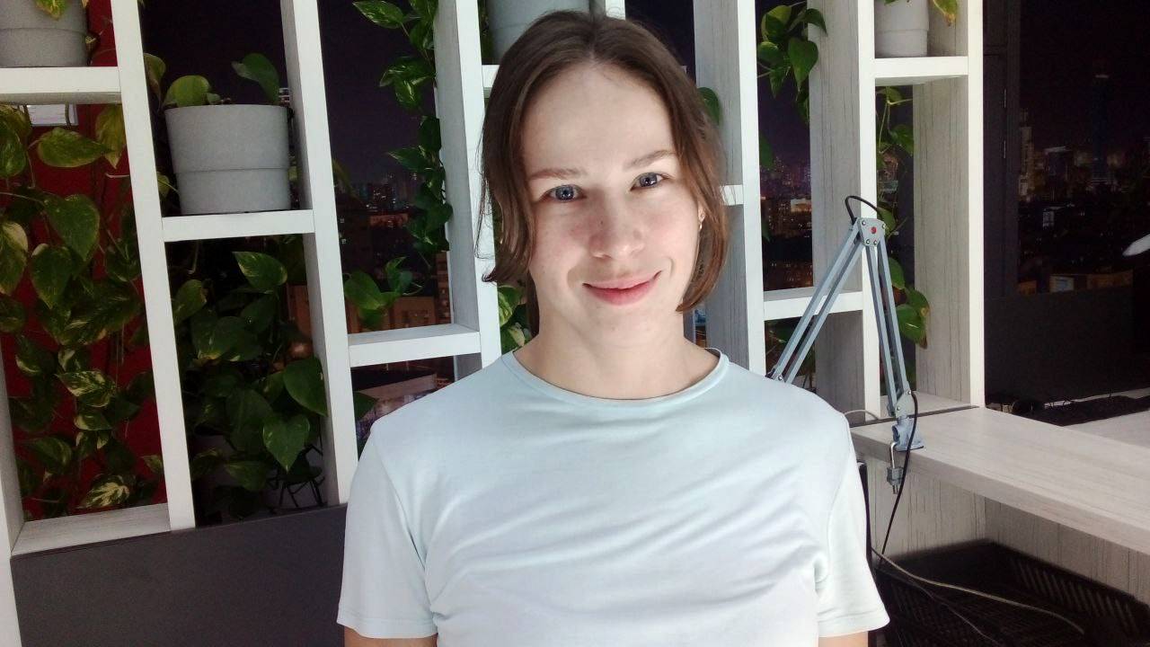 Вы не поверите, но она выступала в цирке! А сейчас - одна из лучших в России по прыжкам в воду!